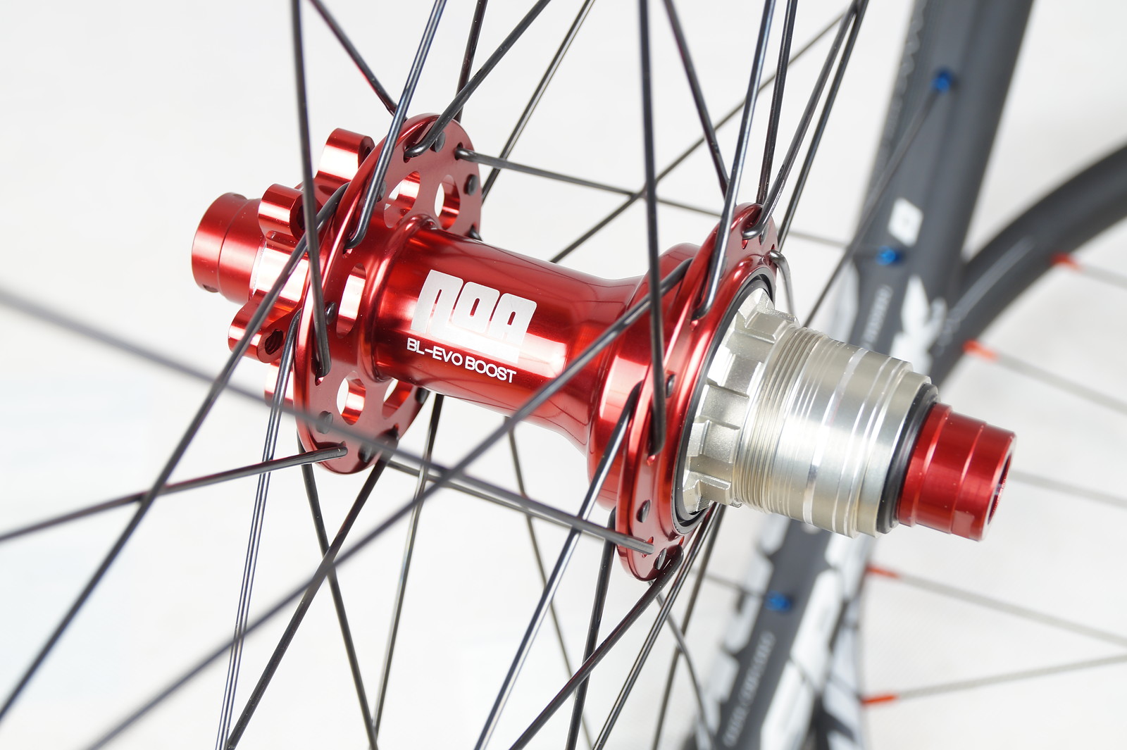 SPANK Oozy 350 Laufradsatz mit NOA Boost Naben-801162